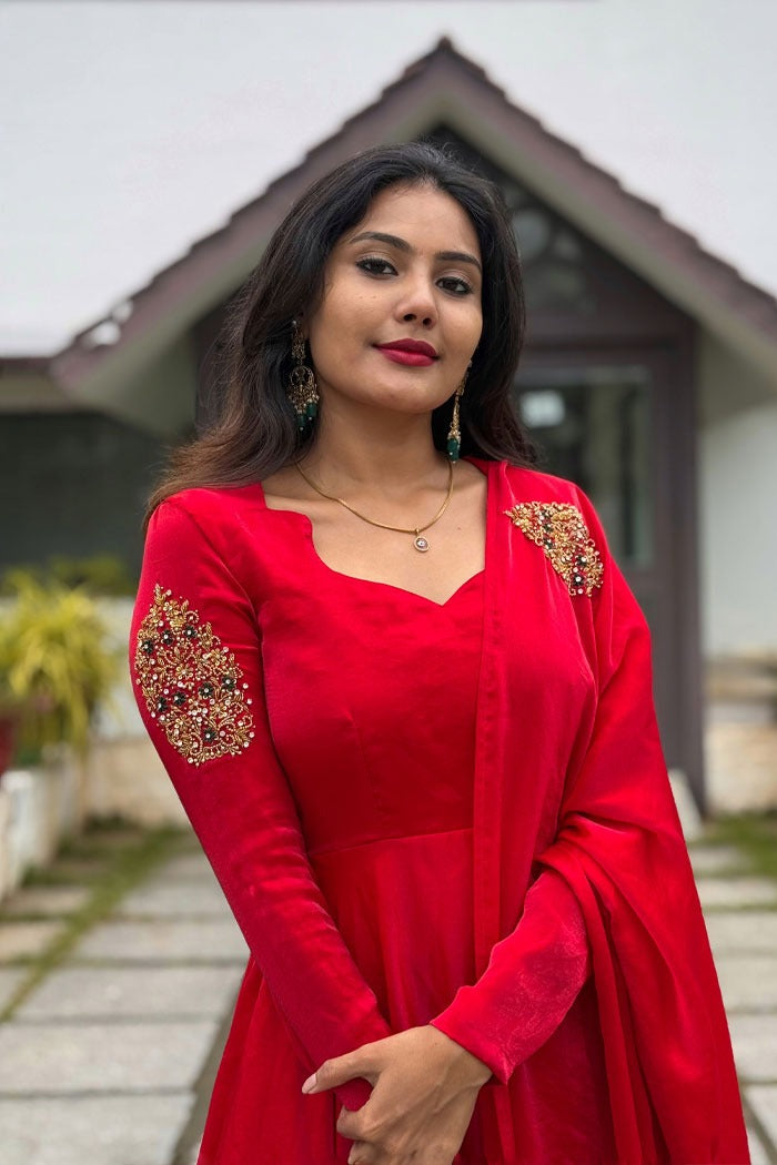 Elegant Zara Ethnic Outfit Stylish & Chic | Label Kamra